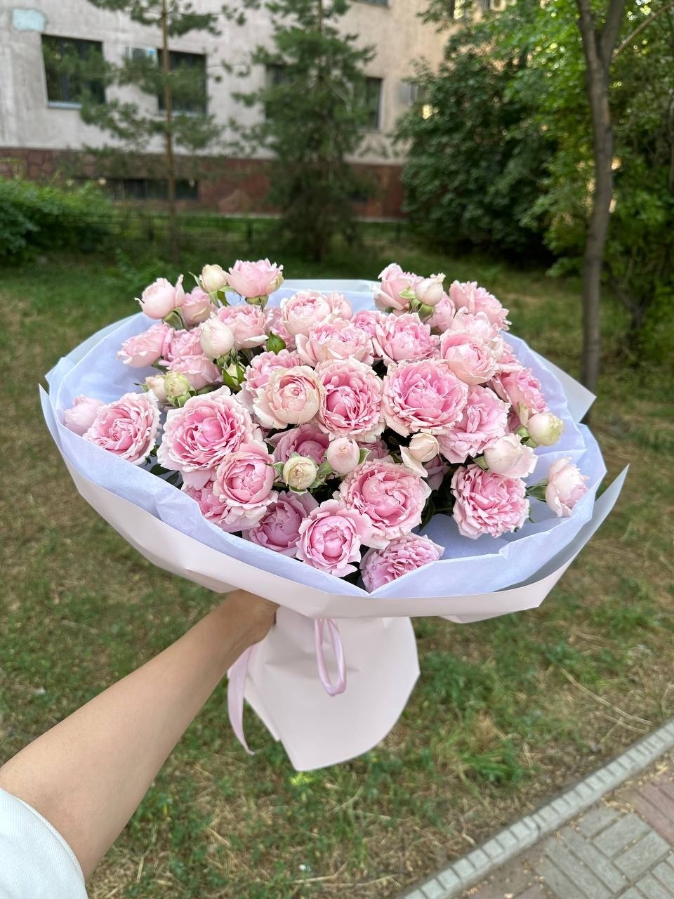 Купить Inflowers пионовидная роза 11 шт 60 см в Алматы – Магазин на ...