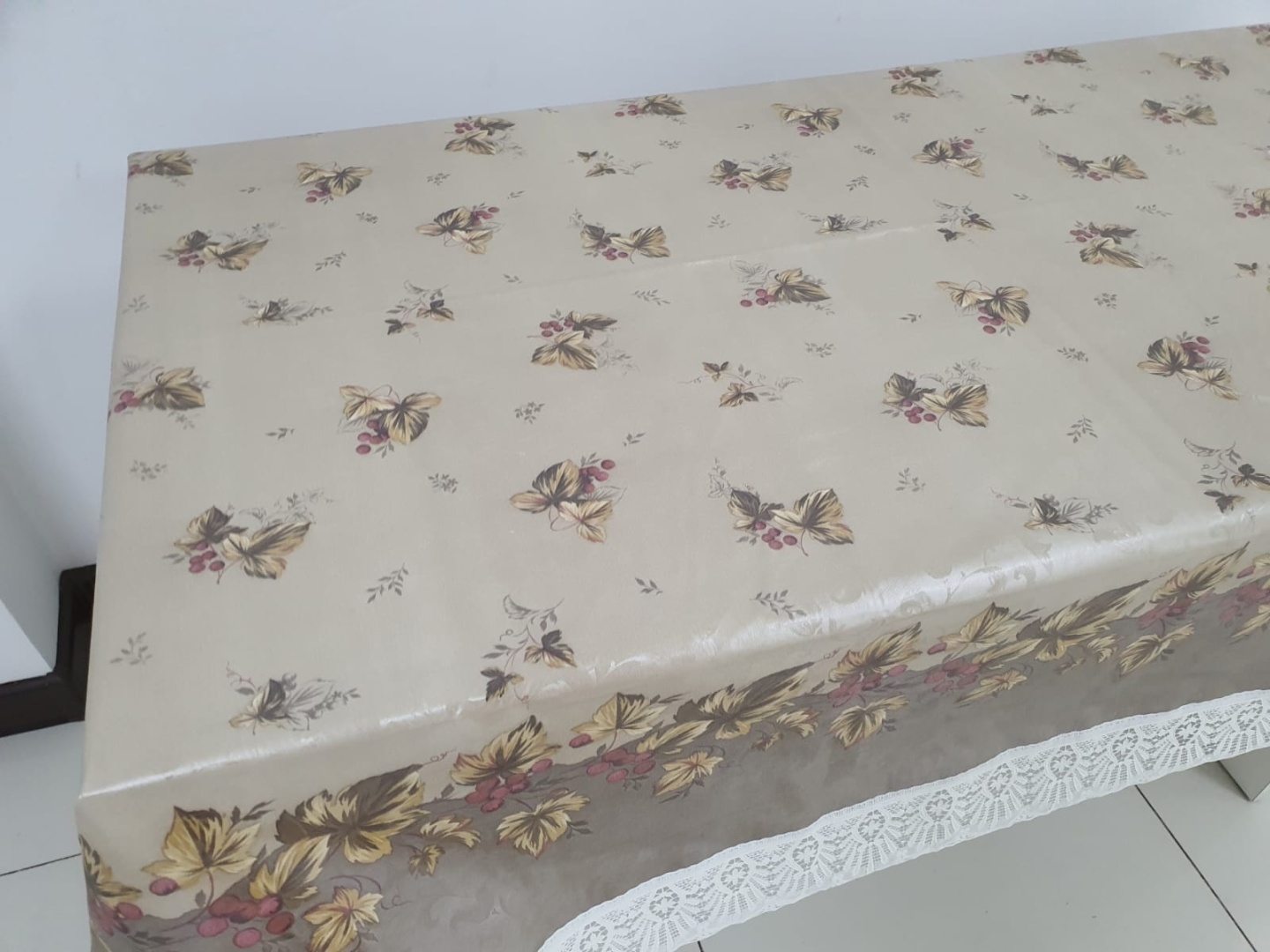 Купить Meiwa скатерть Berries Brown 132277 177x132 см, коричневый ...