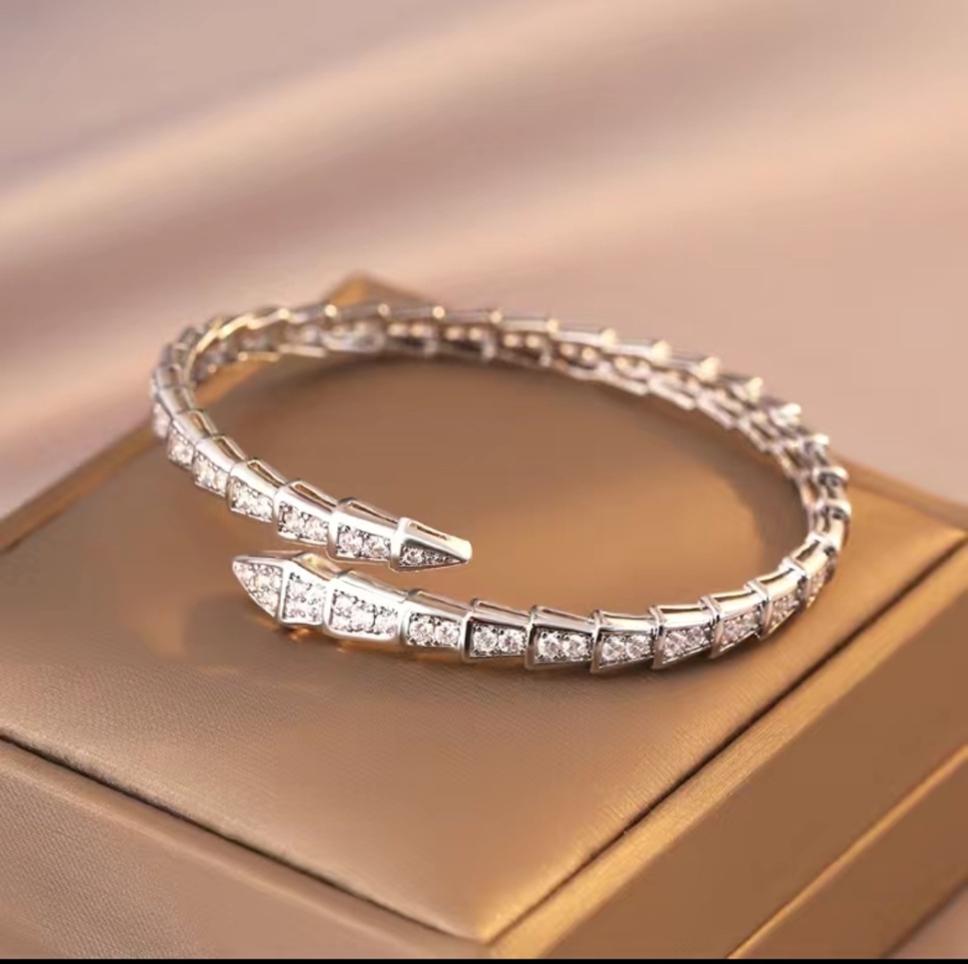 Купить Браслет Accessories Серебро браслет змейка длина 18 см, вес 25 г ...